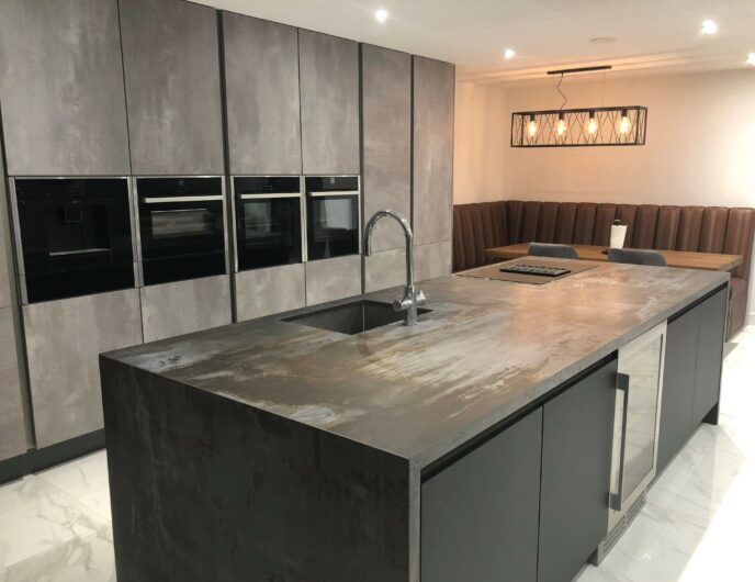 Ceramic & Stone Kitchens | Alco Living